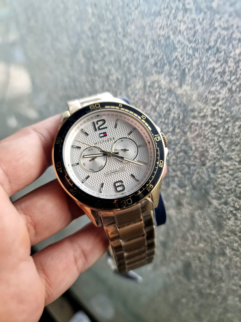 Tommy Hilfiger Men's Sophisticated Sport Quartz Watch with Gold-Tone-S